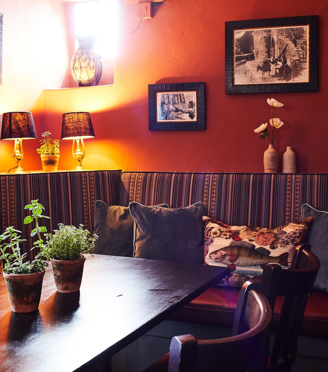 The Snug & Harbour Bars - Clovelly